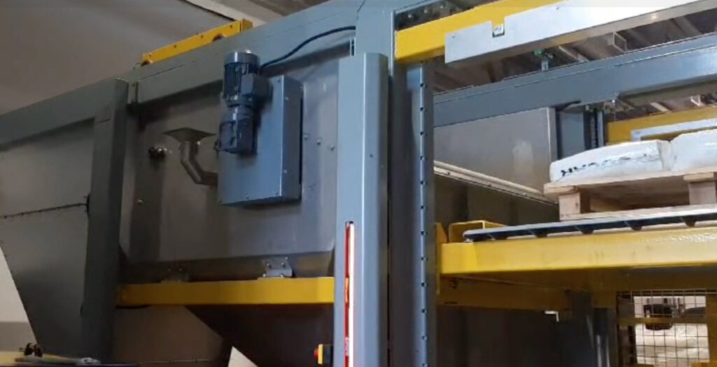 Fully Automatic Bag Opening & Emptying Machine Installation - T-MAX
